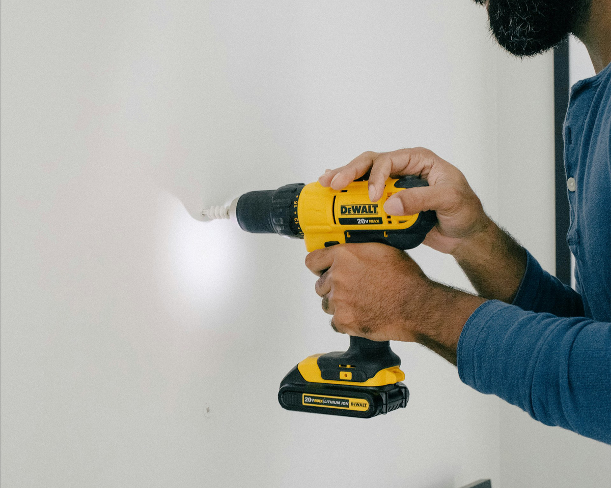 Choosing the right wall fixings — Homesmart